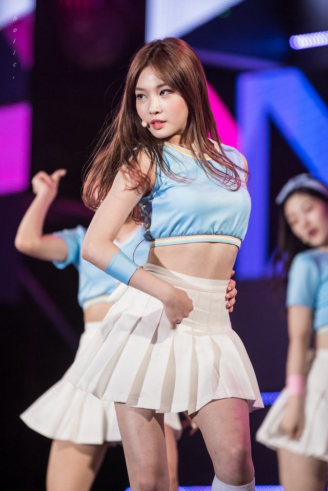 11 of I.O.I's Most Memorable Outfits That Show Why They'll Never Be ...