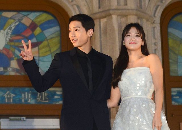 TRENDING] Song Joong Ki And Song Hye Kyo Hold Secret Wedding Photoshoot - Koreaboo
