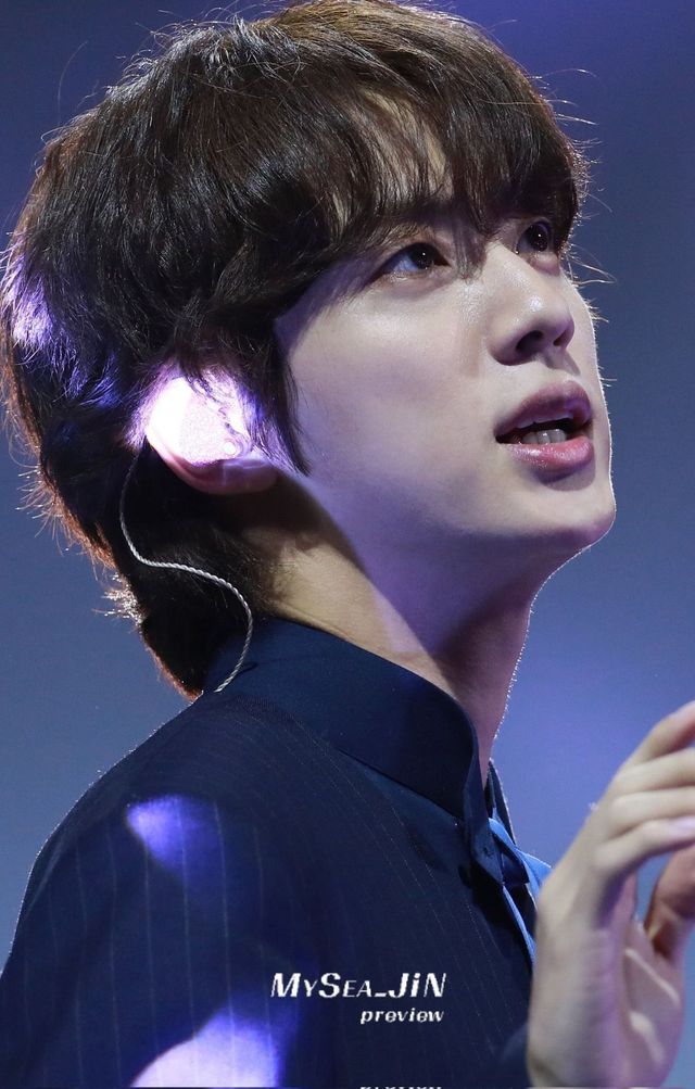 13 Unedited Photos Showing What BTS's Jin Actually Looks Like IRL ...