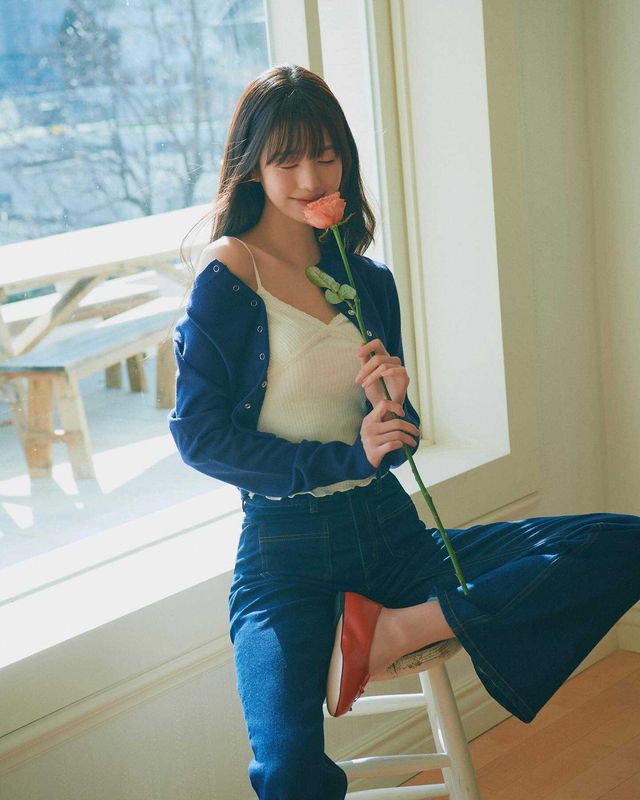IVE's Jang Wonyoung Gets Criticized For Her Arm Hair — Netizens React ... IVE's Jang Wonyoung Gets Criticized For Her Arm Hair — Netizens React ...