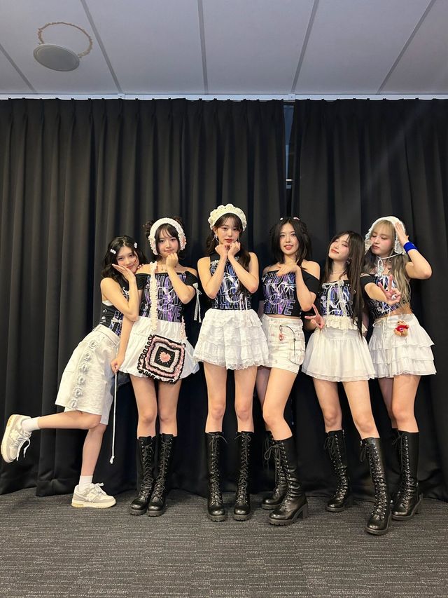 Fact Check: Was IVE's Audio Malfunction Staged To Go Viral? - Koreaboo