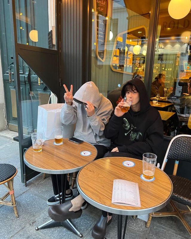 ASTRO's Cha Eunwoo and BLACKPINK Rosé's Dating "Proof" Goes Viral - Koreaboo