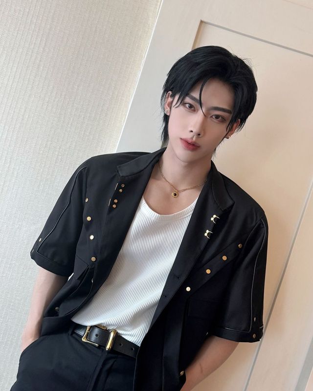 ZEROBASEONE Ricky's "Young And Rich" Confession Shocks A Variety Show ...