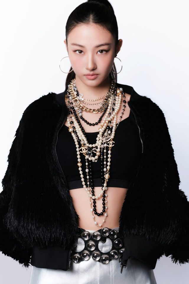 Get To Know The Members Of THE BLACK LABEL's MEOVV - Koreaboo