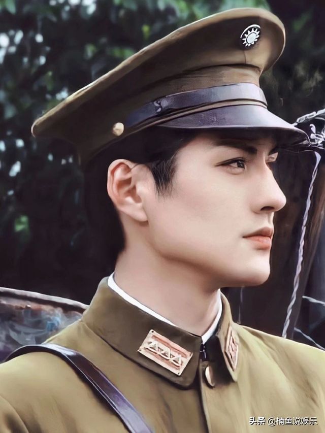 Who Is He? The Handsome Actor Who Keeps Rejecting Leading Man Roles ...