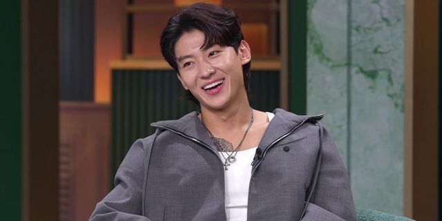 TWICE's Jeongyeon Asks Kwon Eunbi To Address Dating Rumors With Hot AF ...