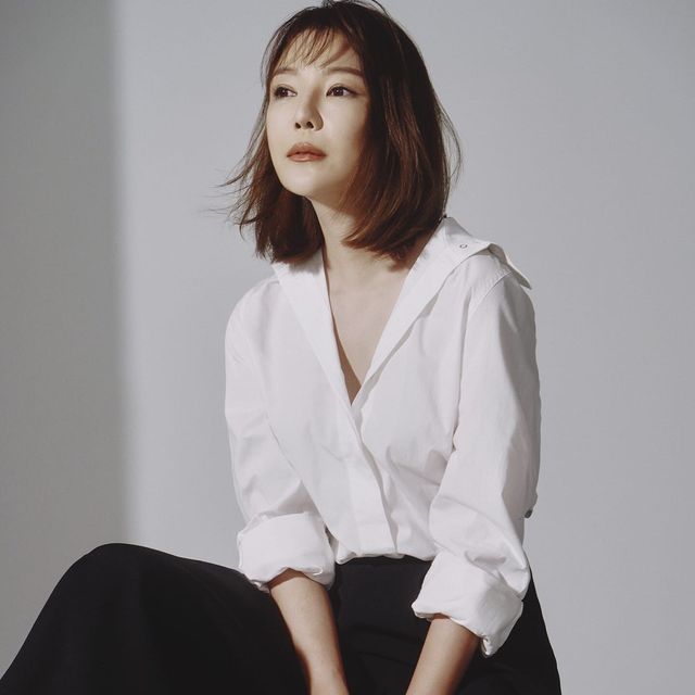 Actress Accused Of Scamming Co-Star, Owing Staff Wages - Koreaboo