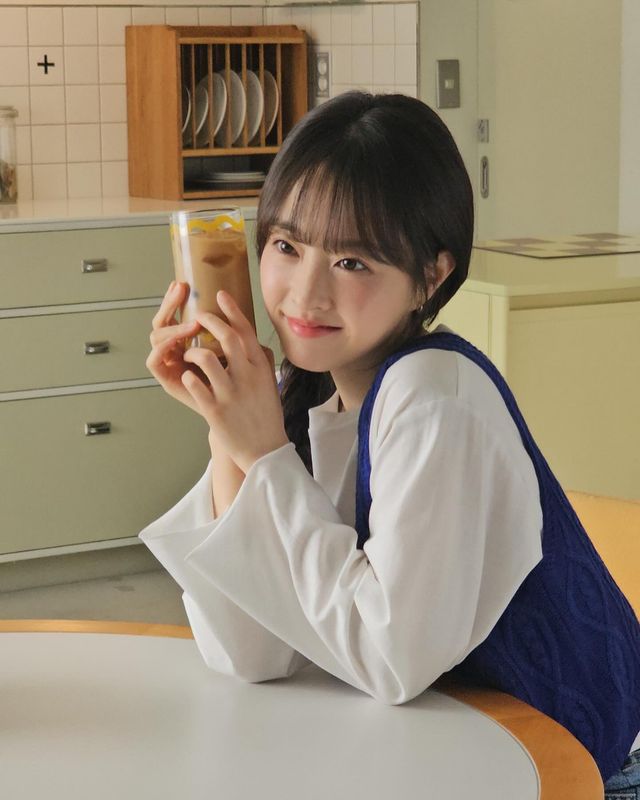 Park Bo Young Becomes Hot Topic For Her Mature Visuals At Recent Event ...