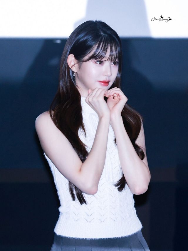 IVE's Wonyoung Praised For Visuals After Healthy Weight Gain - Koreaboo