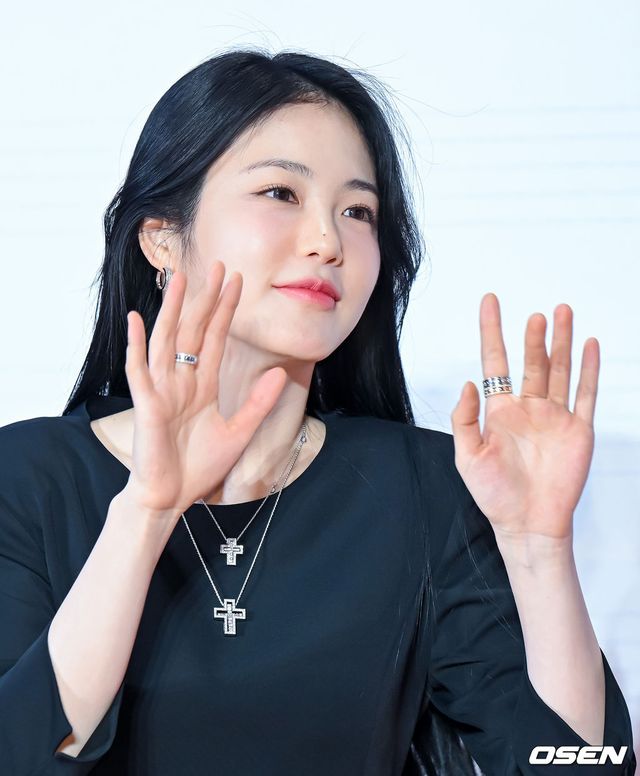 Actress Shin Ye Eun's Visuals At Recent Public Event Becomes Hot Topic - Koreaboo