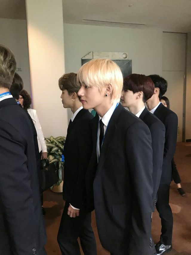 15 Unedited Photos Showing What BTS’s V Actually Looks Like IRL - Koreaboo