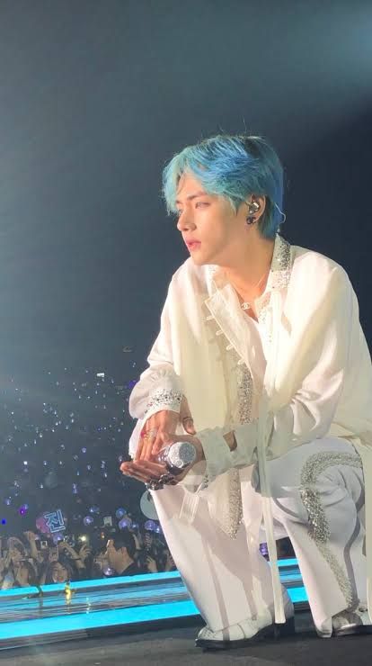 15 Unedited Photos Showing What BTS’s V Actually Looks Like IRL - Koreaboo