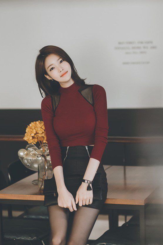 Meet Joengyun, A Fitting Model Goddess Who Is Nicknamed The "Walking ...