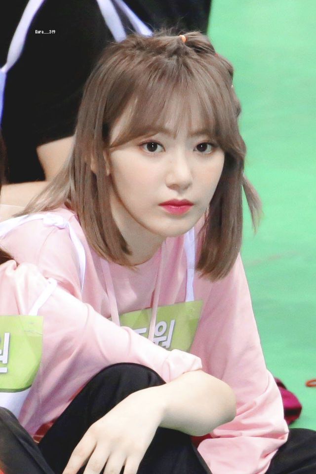 Here Are 9 Hairstyles IZ*ONE's Sakura Pulls Off Flawlessly - Koreaboo
