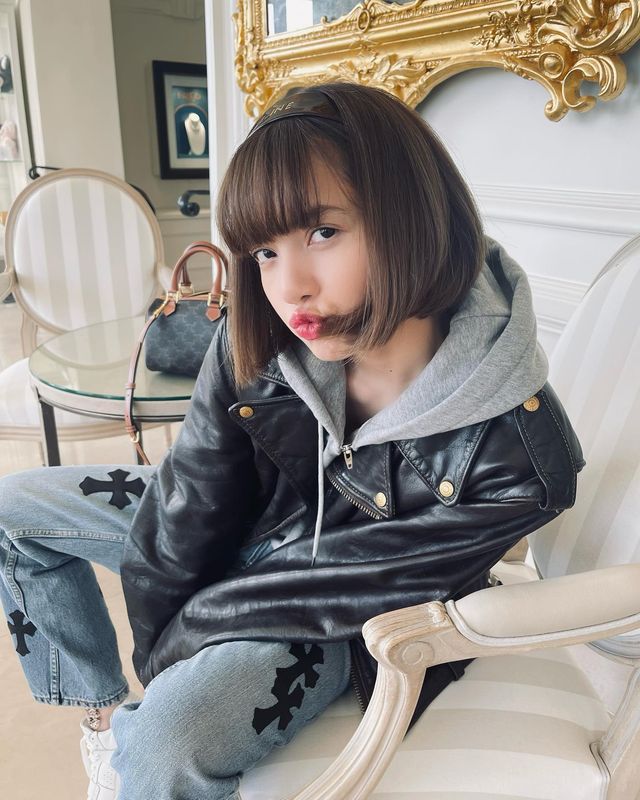 5 Times BLACKPINK's Lisa Was Whipped For Her Ideal Type: Actor Gong Yoo ...