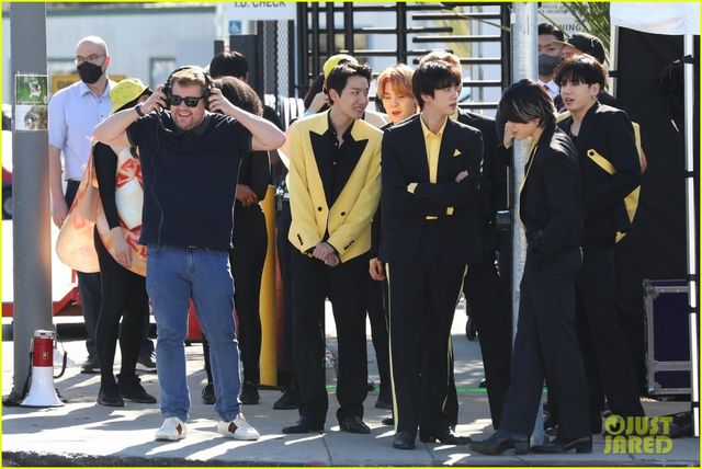 Here Are 20+ HD Photos Of BTS During James Corden's "Crosswalk Concert ...