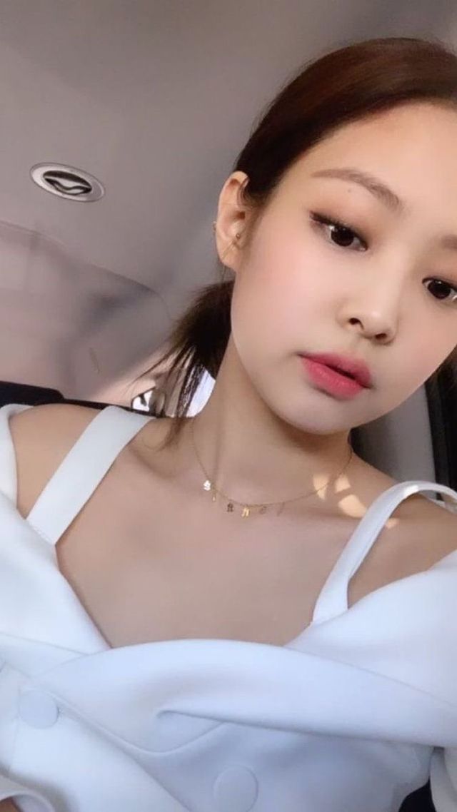 10 Close-ups Of BLACKPINK's Jennie We Don't Talk About Enough But ...