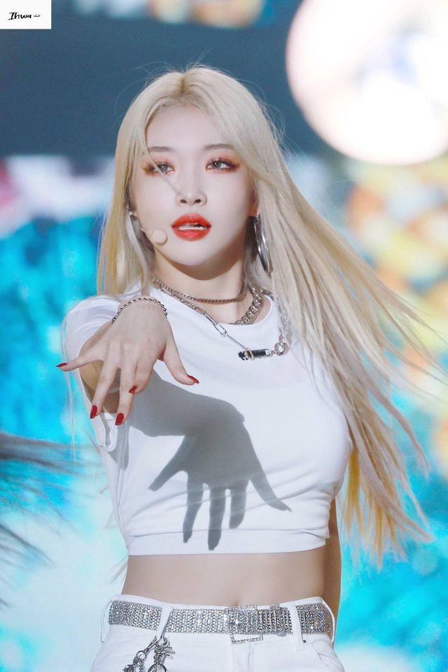 8 Times Chungha Was A Queen In Legendary Makeup Looks - Koreaboo