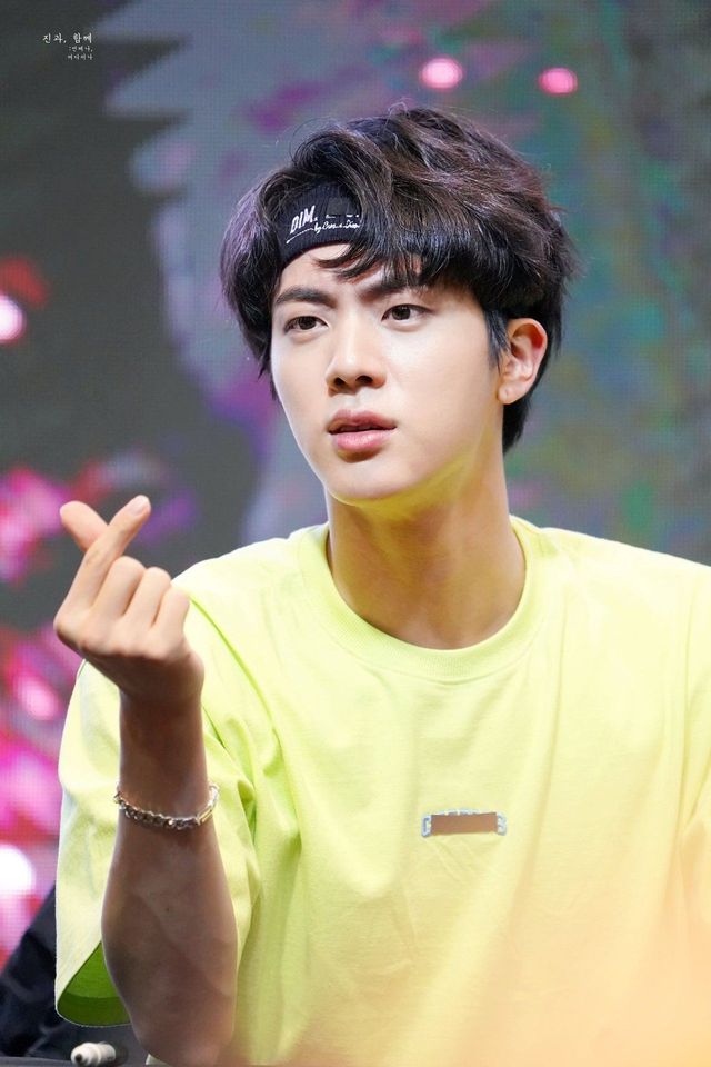 BTS’s Suga Chooses Colors To Represent Each Of His Members - Koreaboo