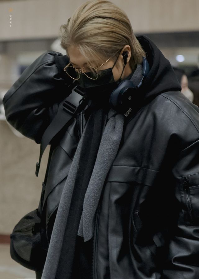 Stray Kids’ Han Shocks Fans With His Barefaced Visuals And New Unexpected Hair Color - Koreaboo