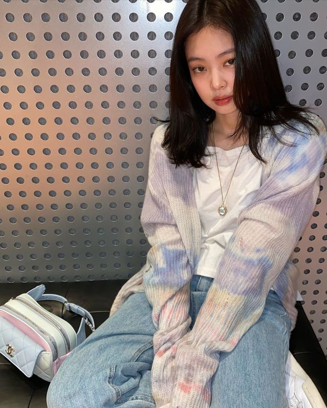 Fashion Editors Name 8 Fashion Trends BLACKPINK's Jennie Is Setting ...