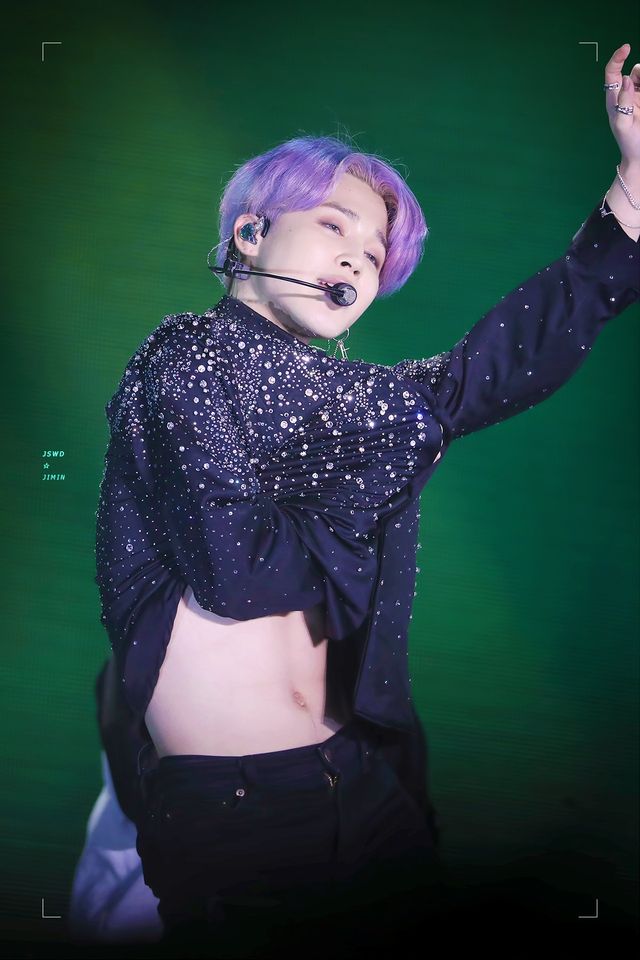 BTS Jimin's Eyeshadow Has Matched His Hair 9+ Times & It's So ...
