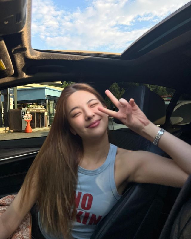 10+ Pictures Of ITZY's Lia That Show Off Her Barefaced Beauty - Koreaboo