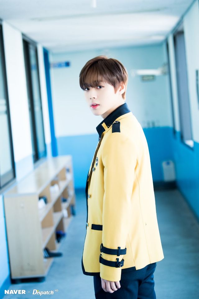 Wanna One Park Jihoon Graduated, Here Are HD Photos of His Graduation