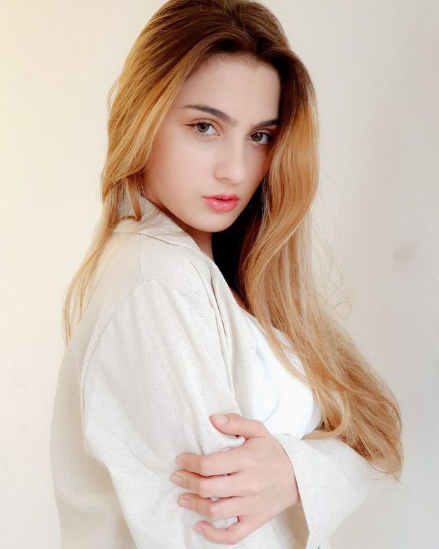 K-Pop Group PRISMA To Debut Next Month With 2 European Members - Koreaboo