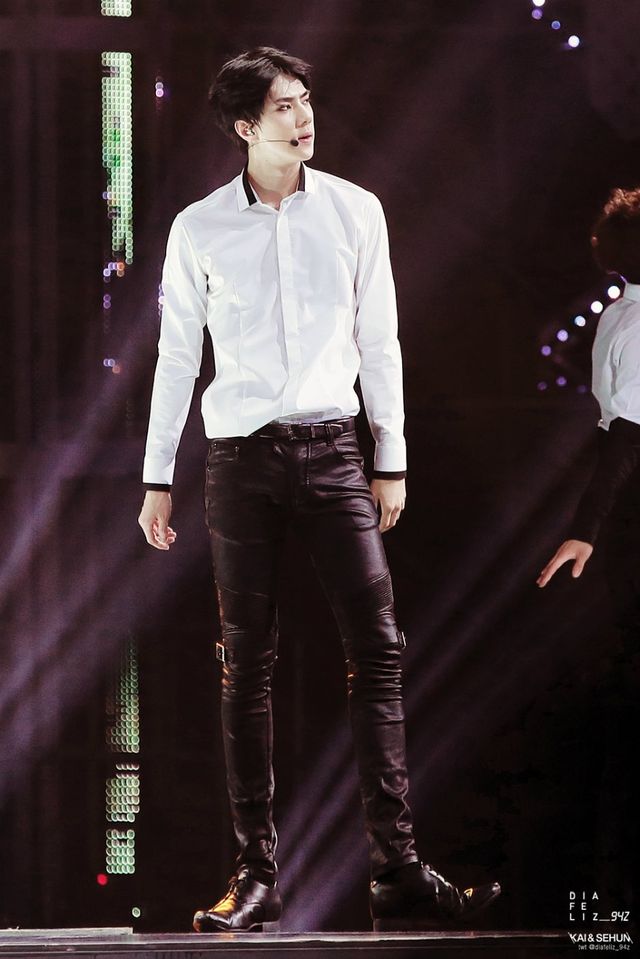 These 21 Photos Of EXO Sehun's Unreal Proportions Will Have You ...