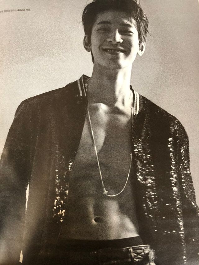 SEVENTEEN Wonwoo Fully Bares His Abs, And No One Was Ready - Koreaboo