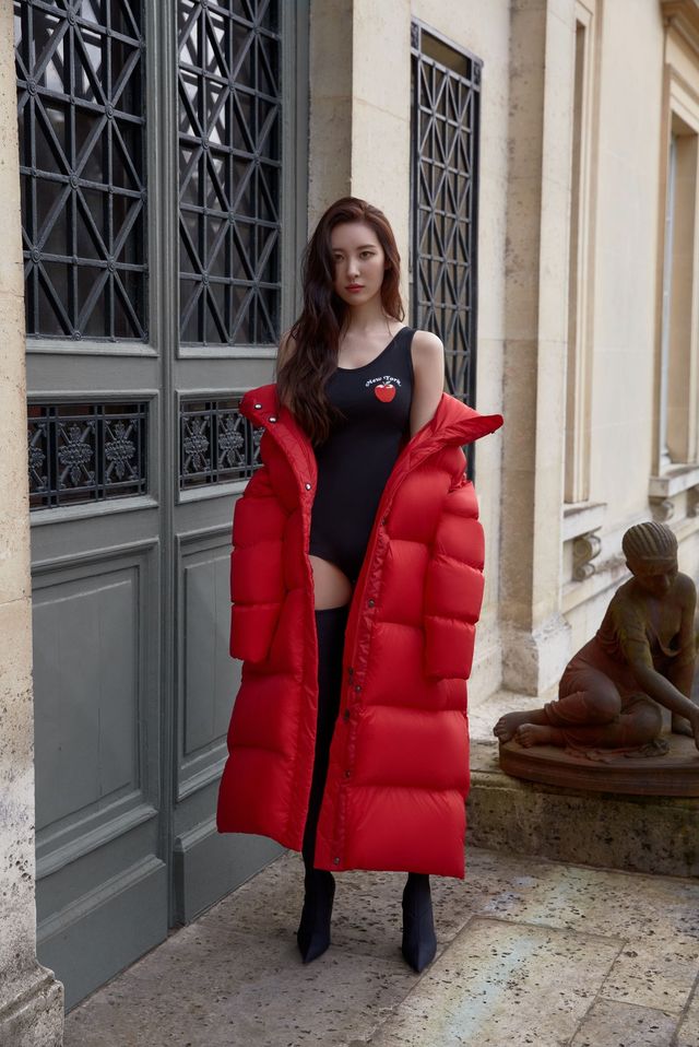 10+ Times Sunmi Was A Powerful Queen In Red Outfits - Koreaboo
