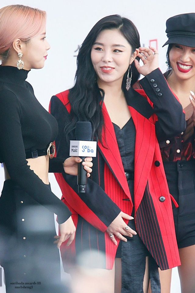 10 Times MAMAMOO's Wheein Slayed At The Red Carpet - Koreaboo