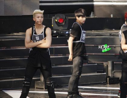32 Photos Of Rap Monster's Underrated Toned Arms - Koreaboo
