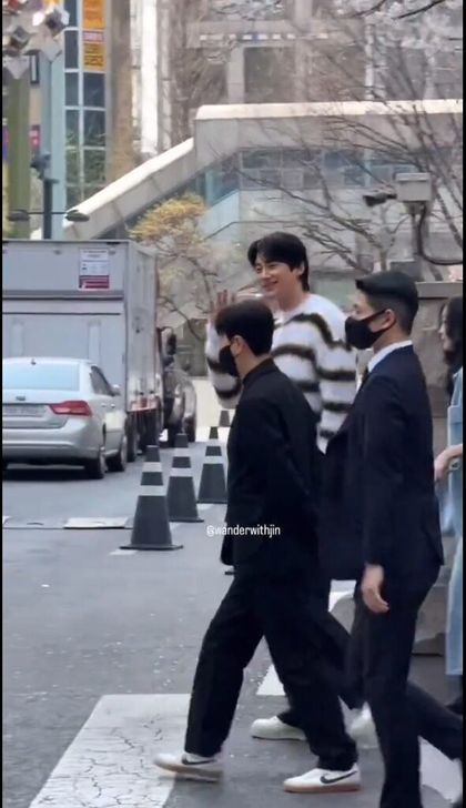 "Lovely Runner" Actor Byeon Woo Seok Shocks Netizens With His ...