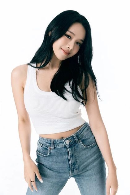 5th Gen Idol Makes A Dramatic Visual Transformation, Looks Completely ...