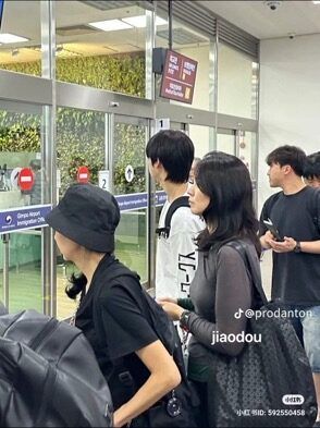 RIIZE Anton’s Younger Brother Goes Viral For His Handsome Visuals ...