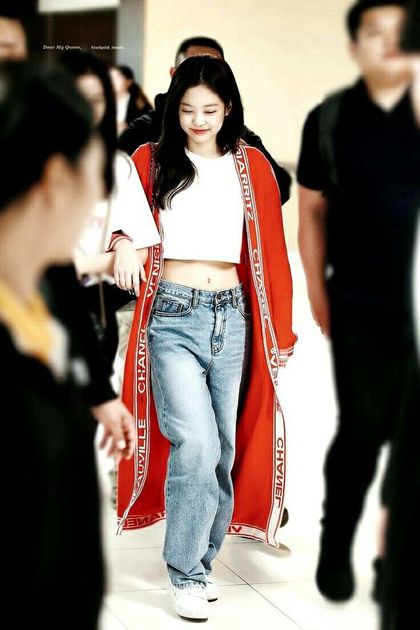 10+ Times BLACKPINK's Jennie Proved She's The Queen Of Proportions In A ...