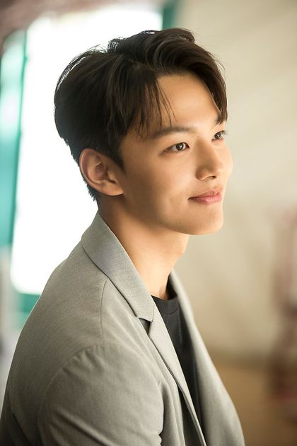 Yeo Jin Goo Reveals How He Came To Be Good Friends With BTS's Jungkook ...