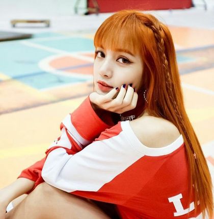 15 Times BLACKPINK Lisa's Round Eyes & Full Lips Proved She's Earned ...