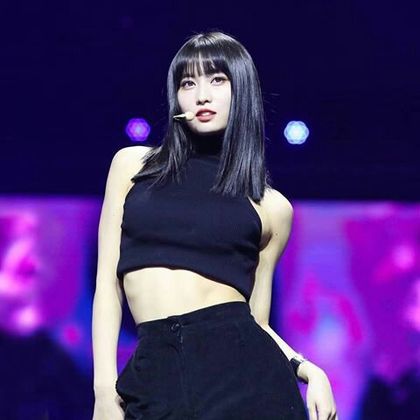 10+ Times TWICE's Momo Flaunted Her Badass Visuals In An All-Black ...