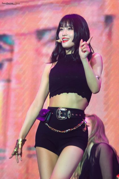 10+ Times TWICE's Momo Was A Sexy Body-Line Queen With Her Unreal ...