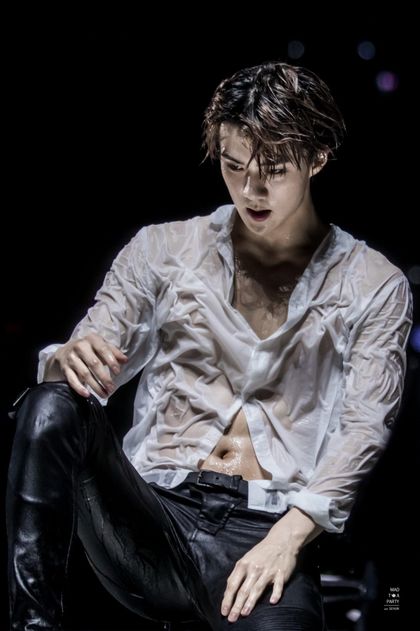 These 21 Photos Of EXO Sehun's Unreal Proportions Will Have You ...