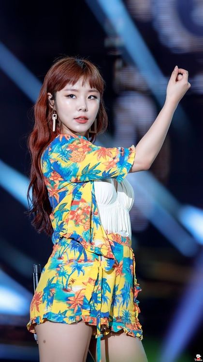 MAMAMOO Wheein's Hair Color Evolution From Debut Until Now Is Iconic ...