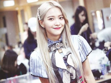 ReVeluvs Have Been Trying To Choose Yeri's Most Iconic Style, And It's ...