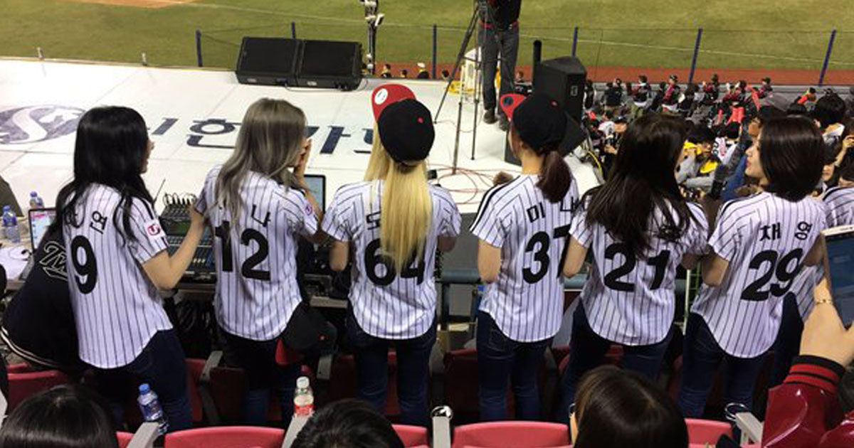 Here's How Each TWICE Member's Favorite Numbers Totally Match Their ...