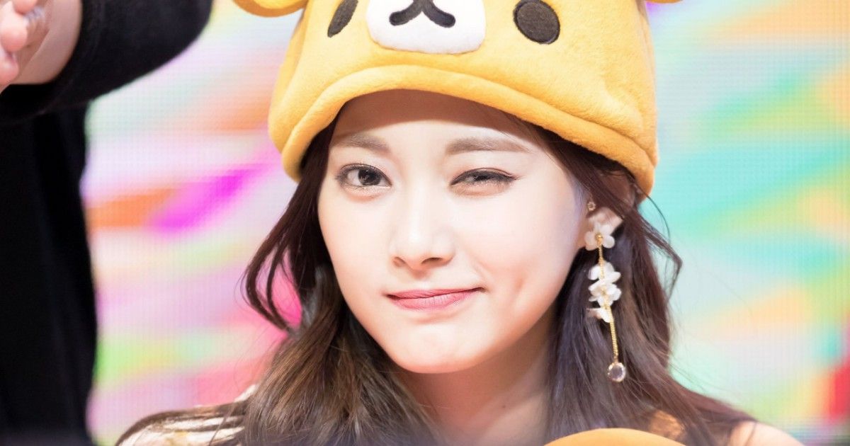 Literally Just 60 Photos Of TWICE Winking That Will Leave You Gasping ...