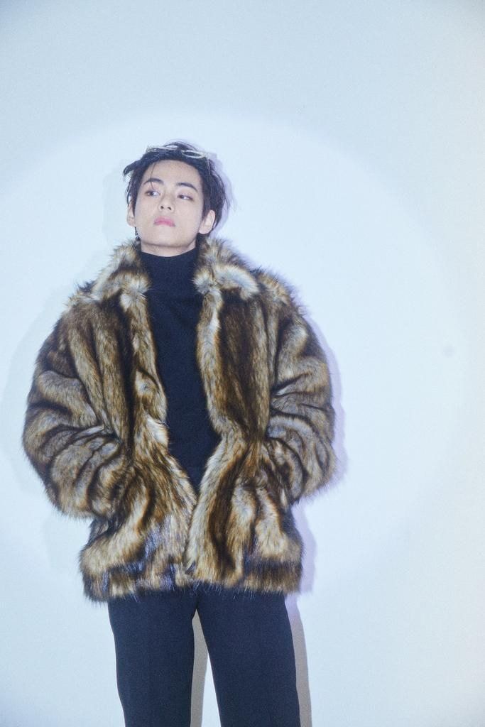 BTS V's 'VCut' Photos Are So Mesmerizing Fans Wonder If He's Even Human ...