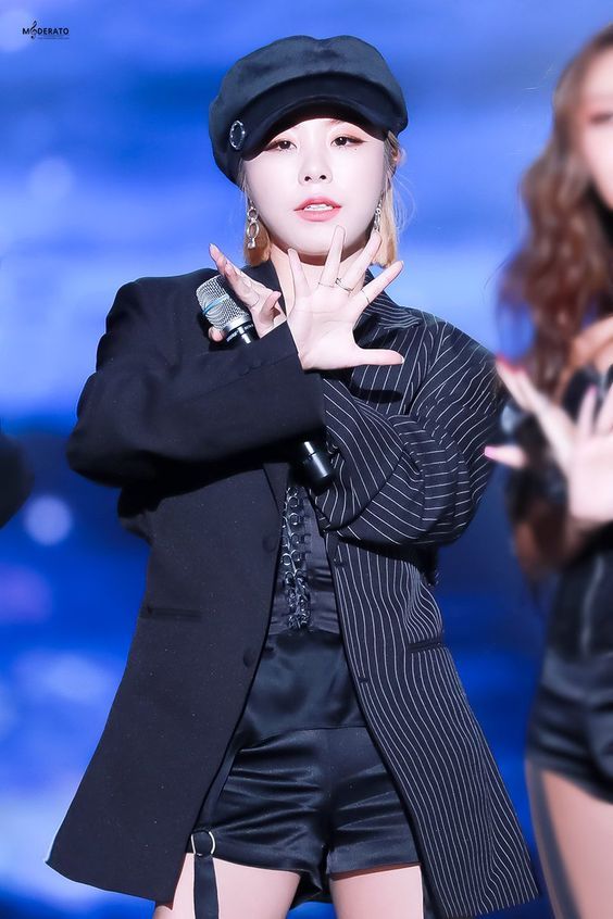 10 Times MAMAMOO's Wheein Slayed At The Red Carpet - Koreaboo