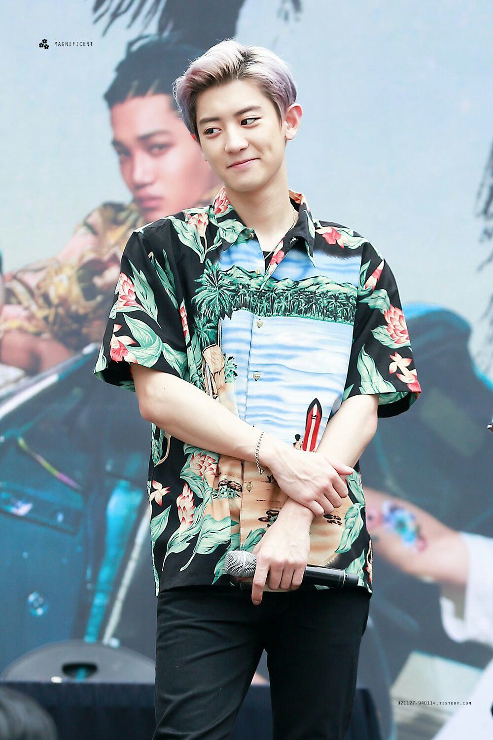 Just 31 Photos Of EXO Chanyeol And His Deep Dimple To Make Your Day ...